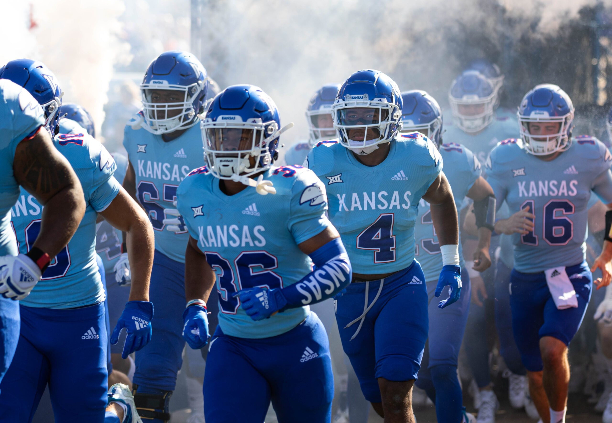 Jayhawks expect emerging RB Devin Neal to ‘keep getting better and ...